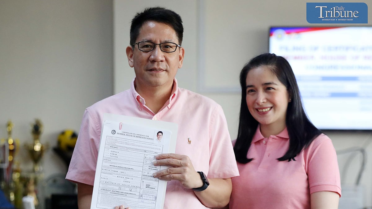 Roman Romulo files COC for re-election bid