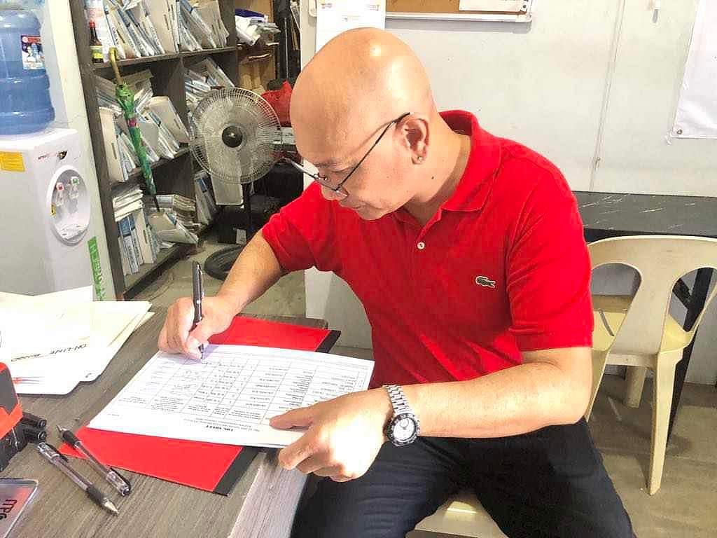 Vintar Mayor Richard Degala files COC for re-election