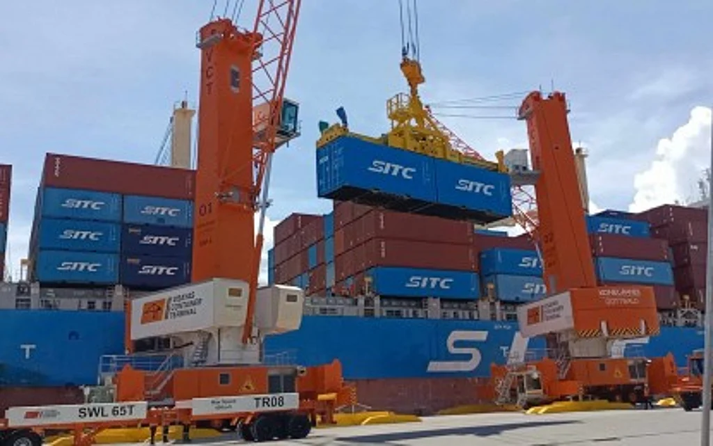 Visayas Container Terminal Welcomes First Gearless Vessel, Boosting ... Visayas Container Terminal Welcomes First Gearless Vessel, Boosting ...