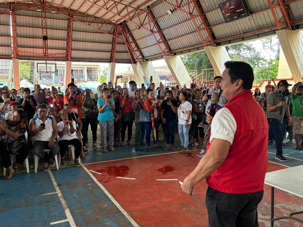 Sen. Lito Lapid delivers 2,000+ relief goods