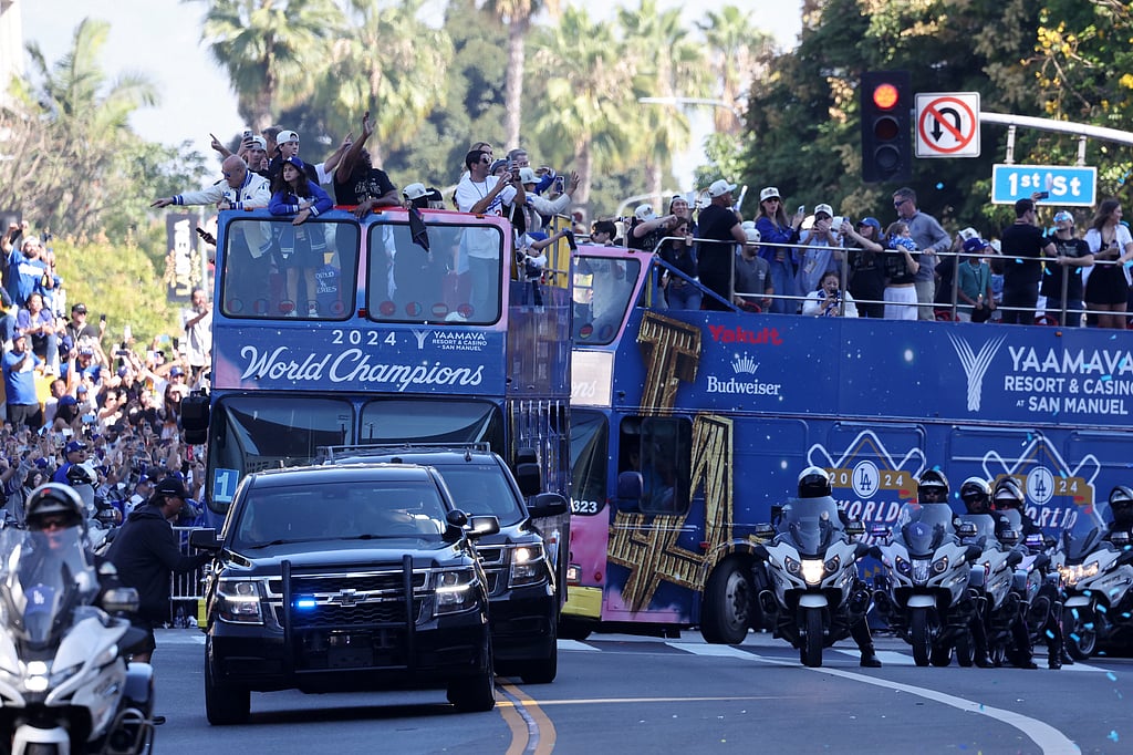 L.A. MADNESS: Dodgers celebrate win with long-awaited parade