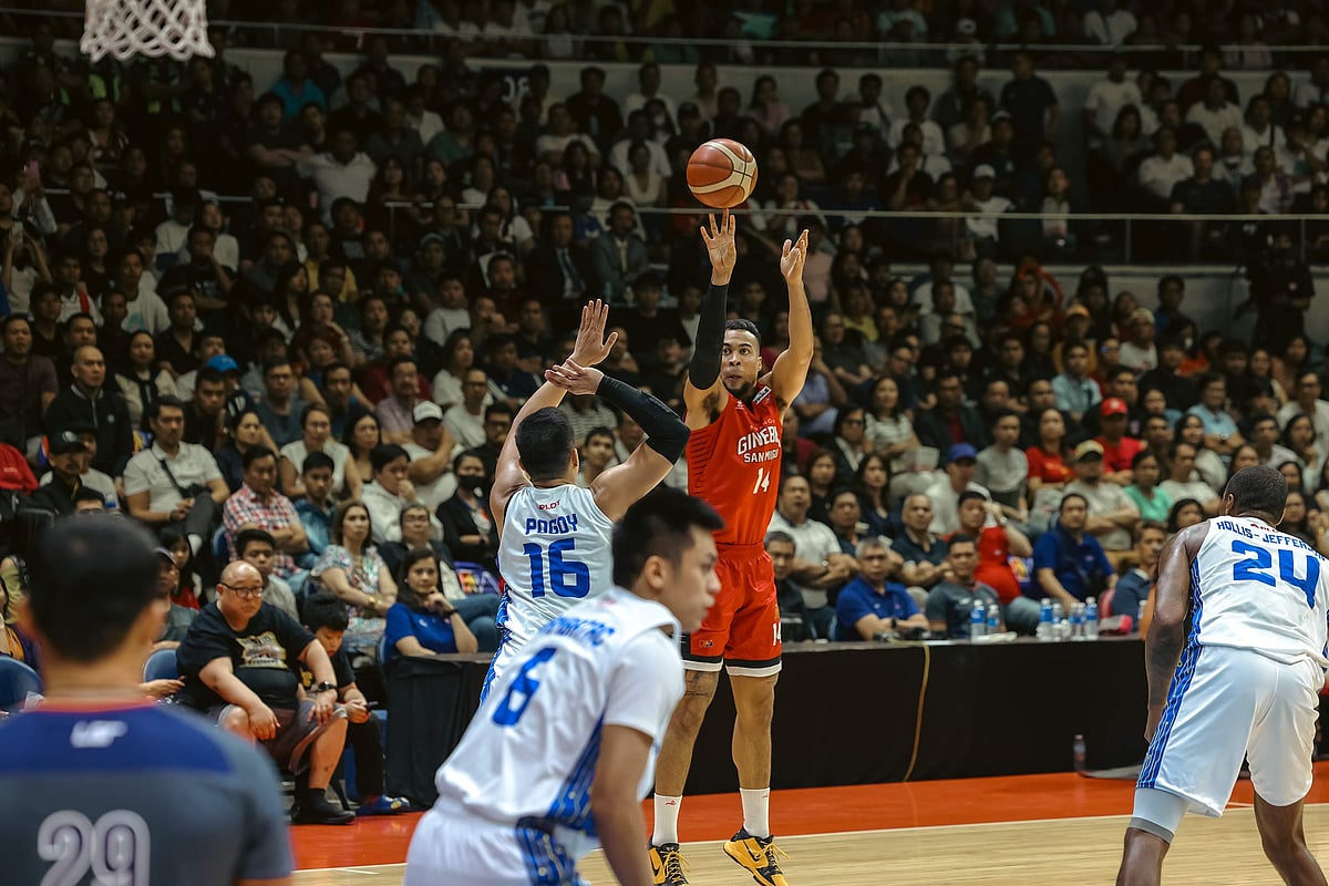 Ginebra takes Game 4, levels finals series