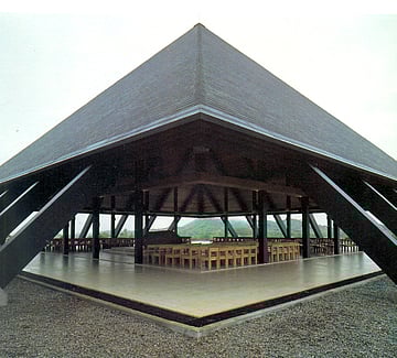 Leandro Locsin: The nation builder