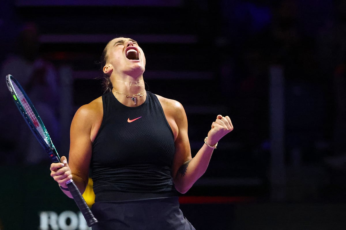 ROARING IN RIYADH: Sabalenka makes WTA Finals semis; Zheng stuns Rybakina