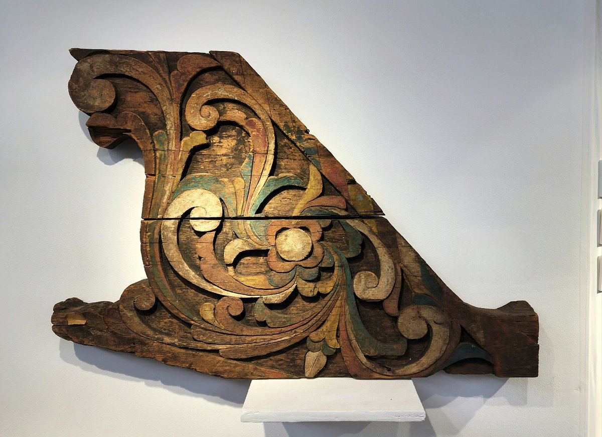 Exhibit shows uses of wood in Philippine culture and the arts
