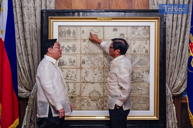 President Marcos receives the Murillo Velarde 1734 Map