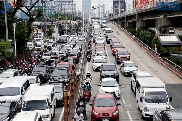 EDSA heavy traffic