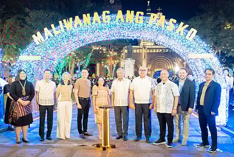 First Lady, Meralco open Liwanag Park in Intramuros