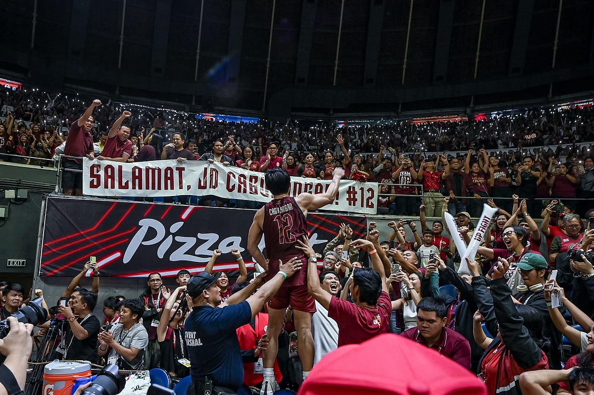 UP Community Celebrates UAAP Season 87 Men's Basketball Triumph