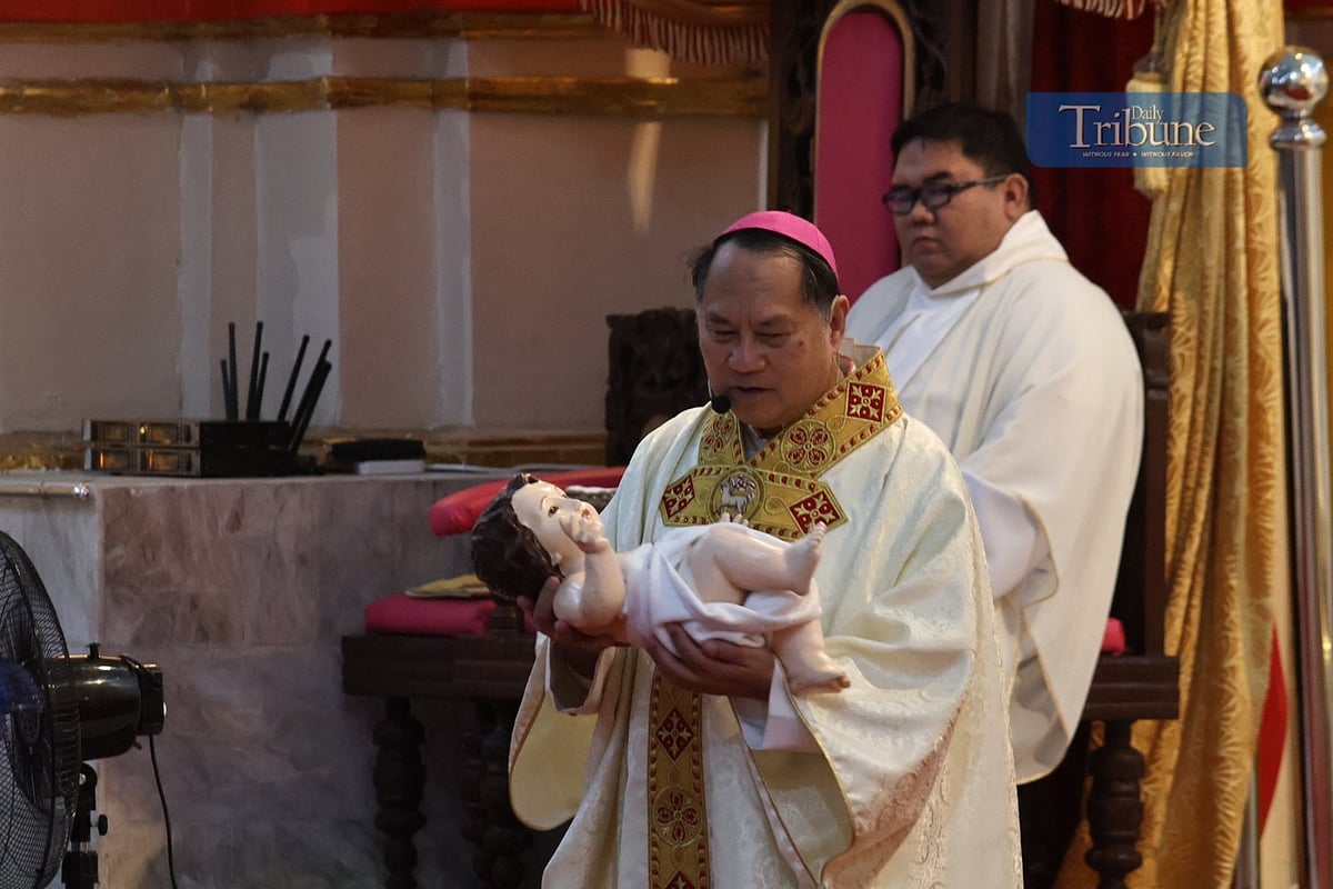 Bishop Mayugba Leads Christmas Vigil Mass, Calls for Forgiveness and Peace