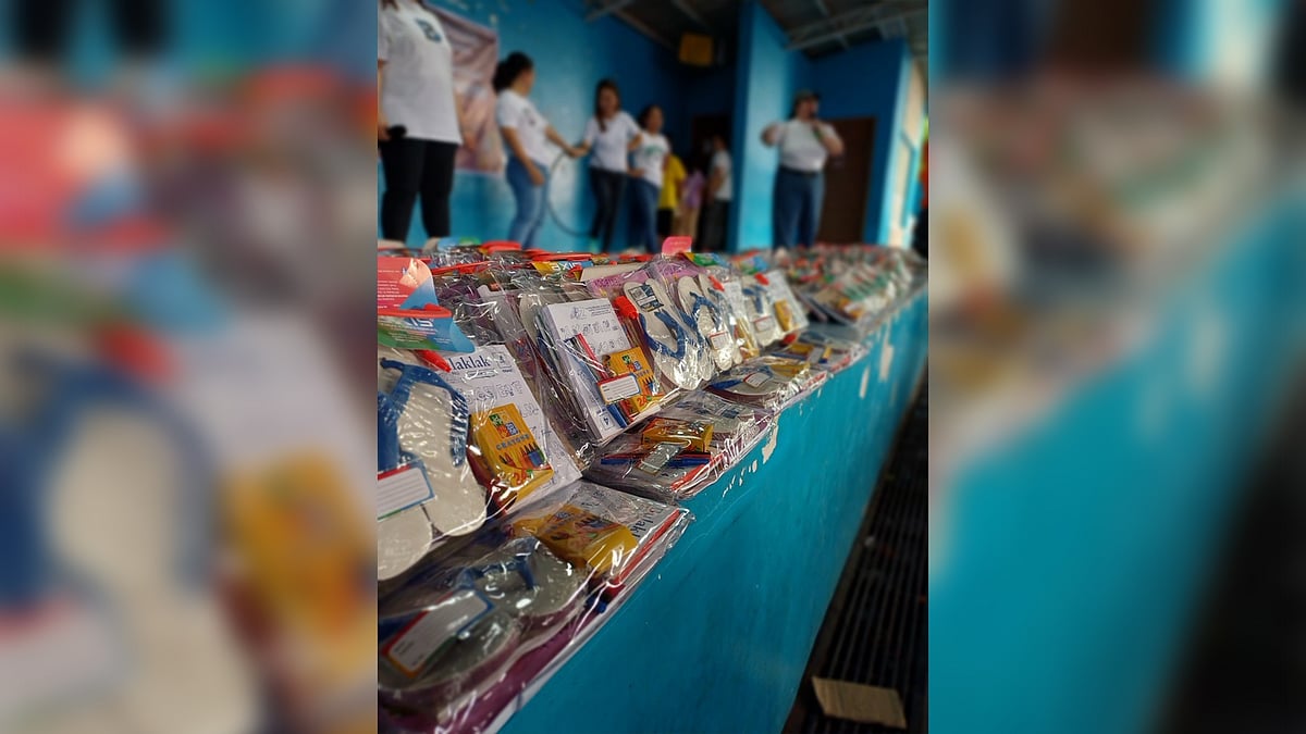 My Dream in a Shoebox Launches 16th Year with Gift-Giving Program for ...