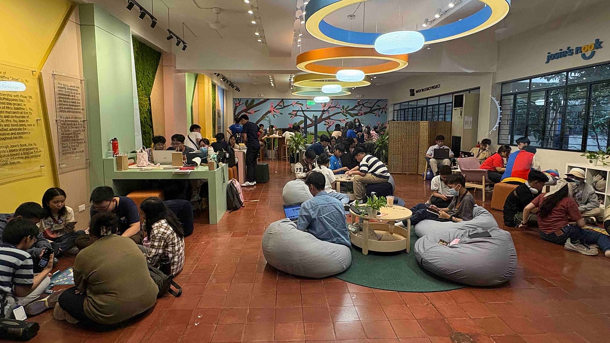 Pisay’s Josie’s Nook a hit among students