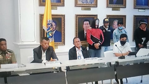 Chinese ‘spy,’ 2 Pinoy cohorts nabbed by NBI