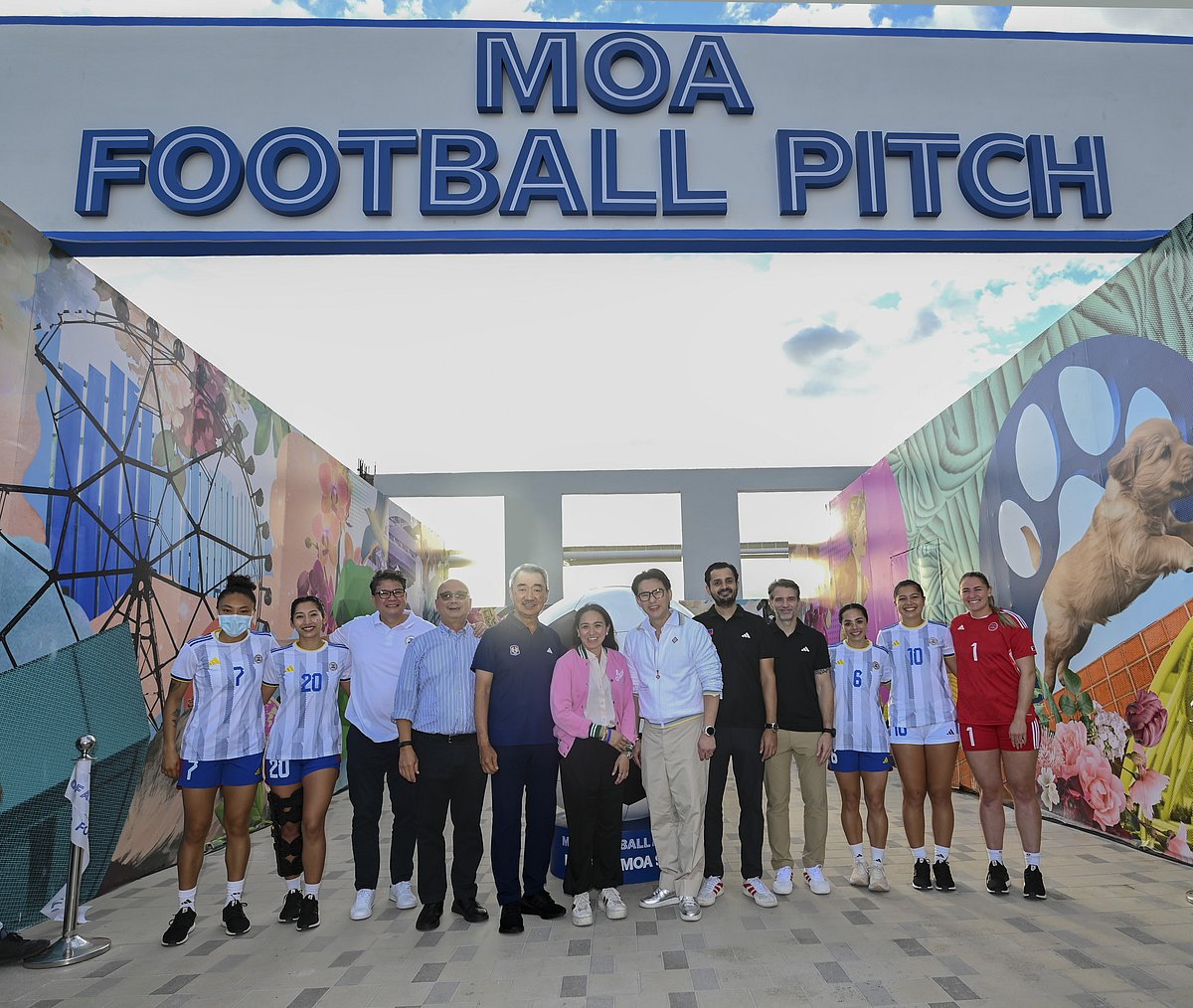 SM Mall of Asia unveils MOA Sky with spectacular event filled with ...