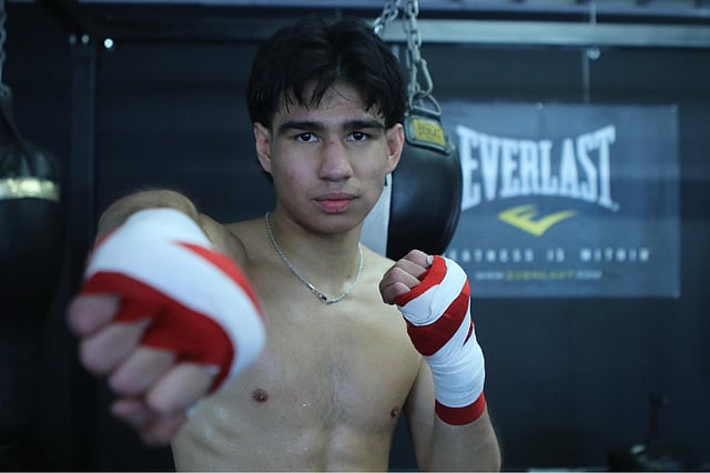 "Rising Boxing Star Justin Viloria Sets Sights on Legacy with Unbeaten ...