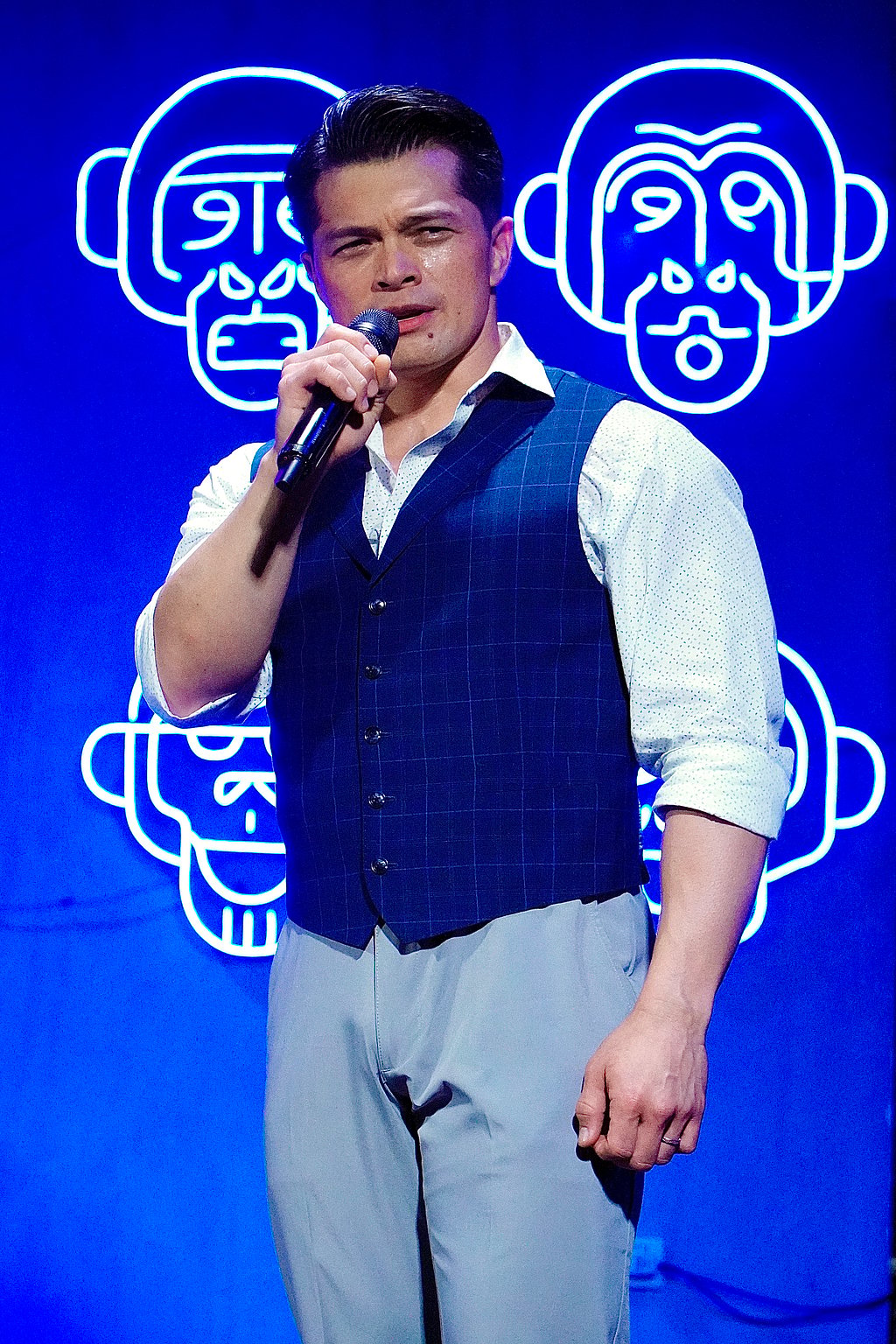 Vincent Rodriguez III Delivers a Powerhouse Performance at Manila's 12 ...