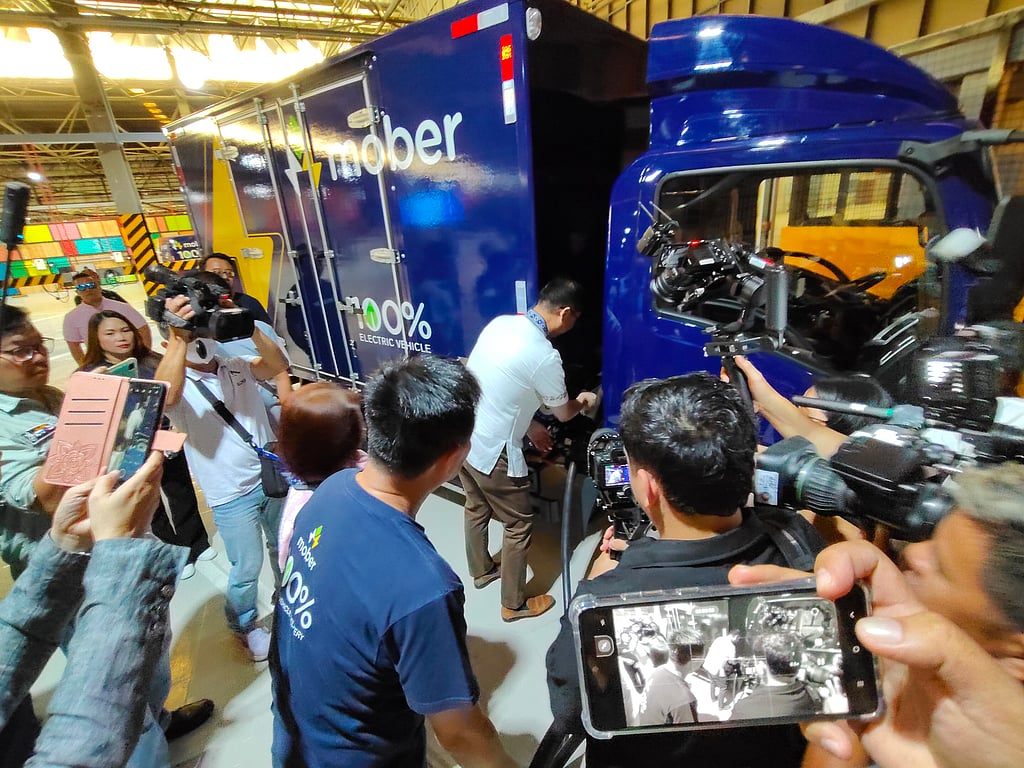 Mober Unveils Largest Commercial EV Charging Hub in the Philippines