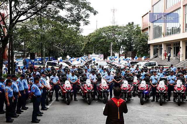 Valenzuela City police get new vehicles