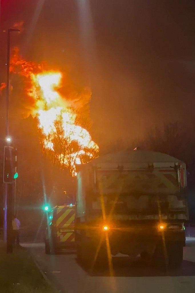 London's Heathrow airport closed after fire causes major power cut