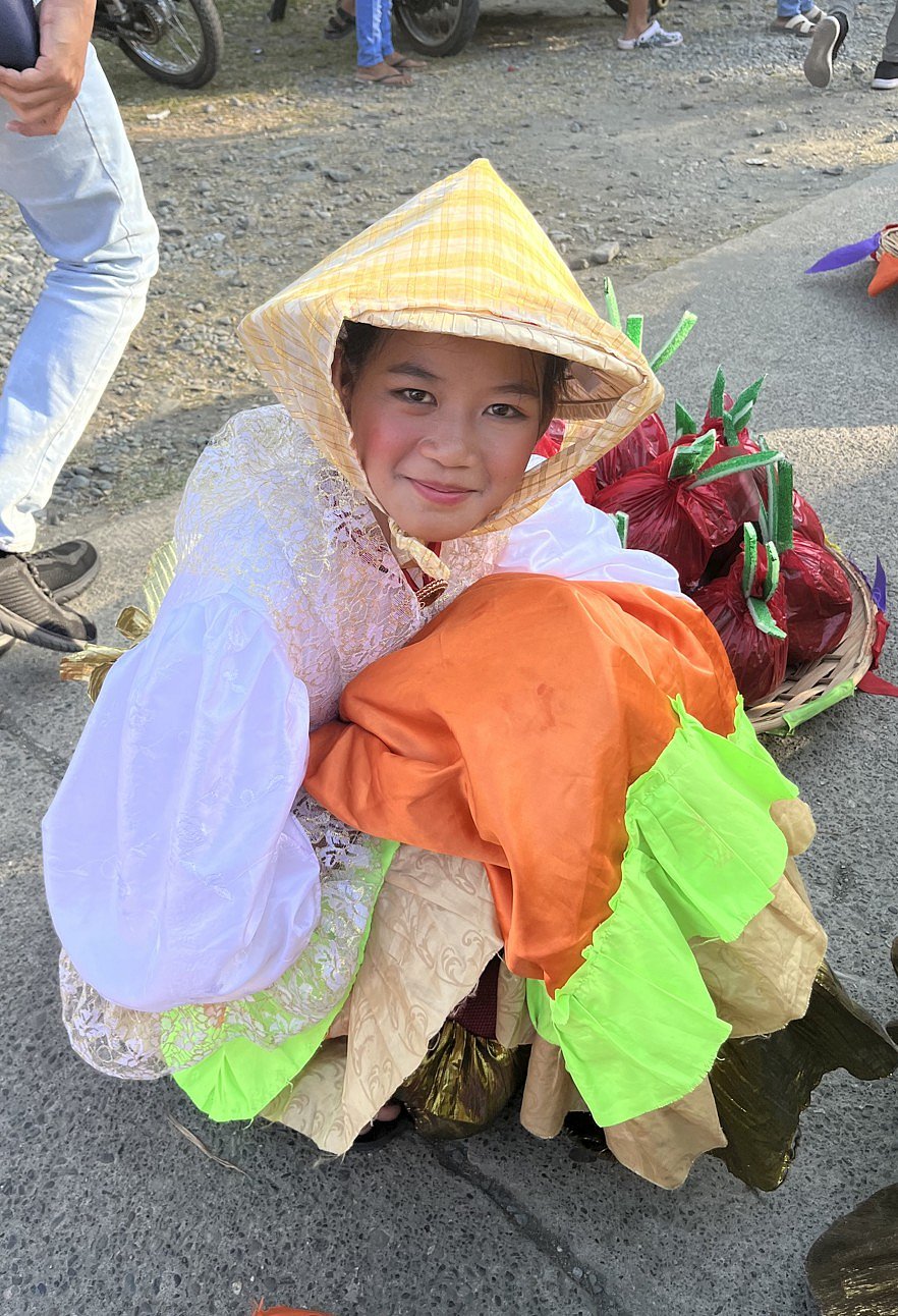 Bayanihan spirit at the Sibuyas Festival of Bongabon, Nueva Ecija