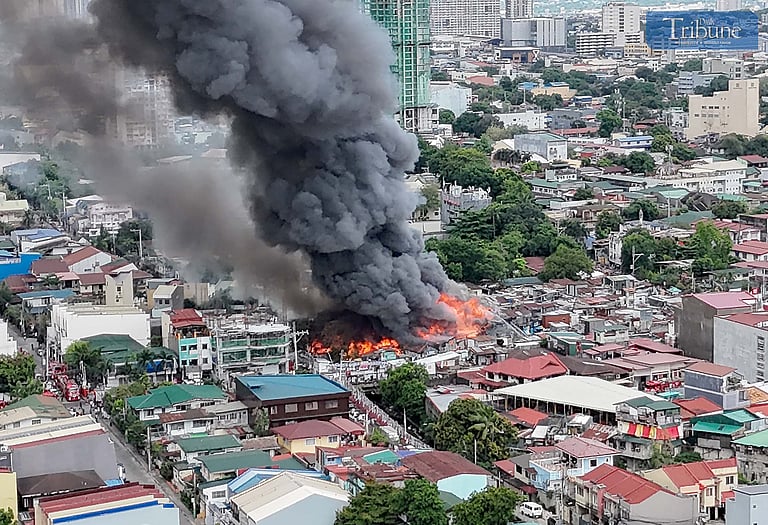 Fire reaches fourth alarm in QC