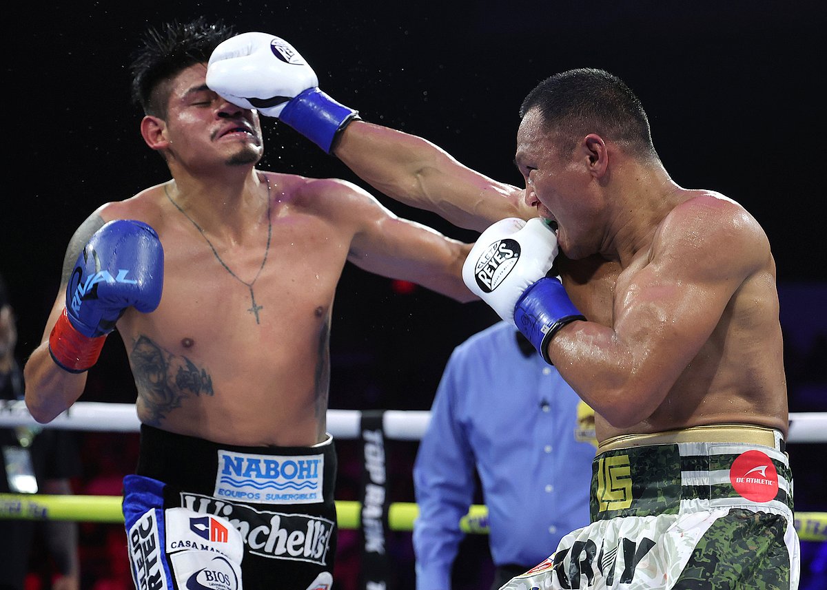 HEARTBREAKER: Suarez falls to Navarrete via controversial decision