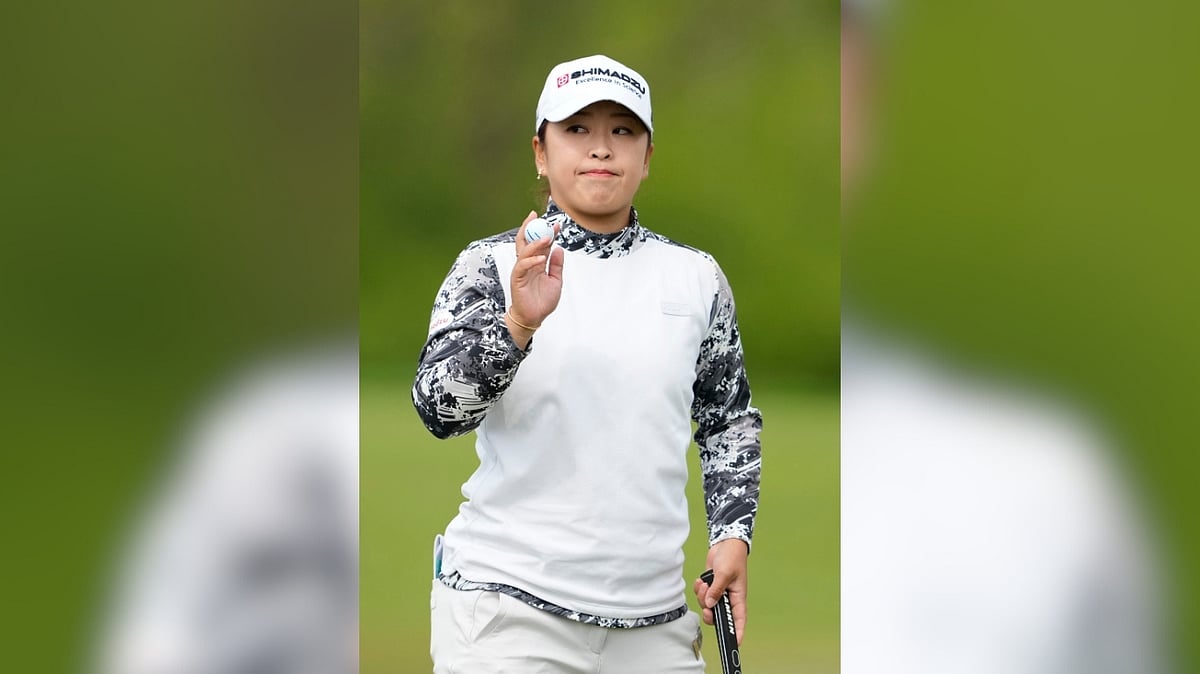 Saigo seizes three-shot lead