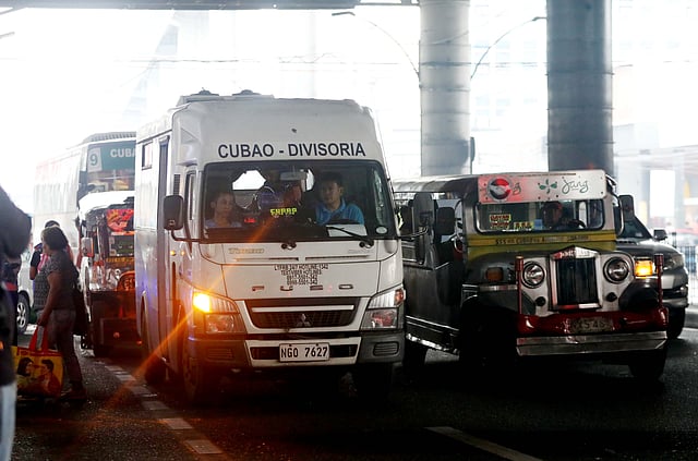 LTFRB plans policy to block franchise renewal of worn out PUVs