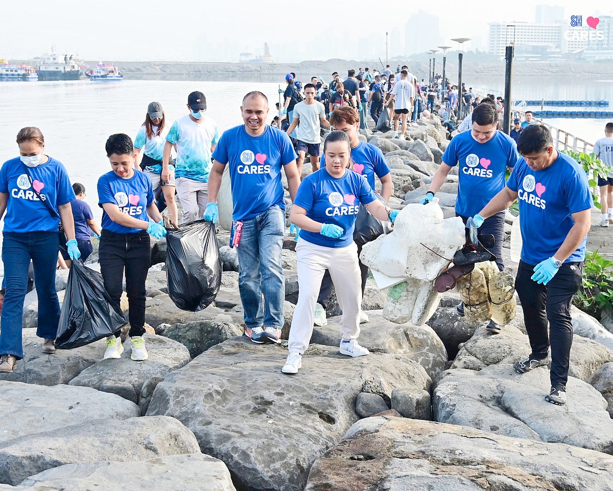 SM Cares’ coastal cleanup drive removes 30 tons of trash