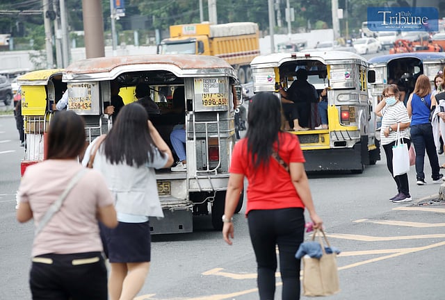 Commuters wait, so does the fare hike