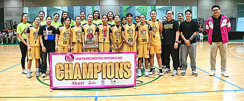 UST conquers Akari cagefest
