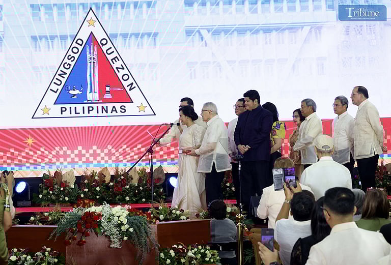 Belmonte takes oath as QC Mayor