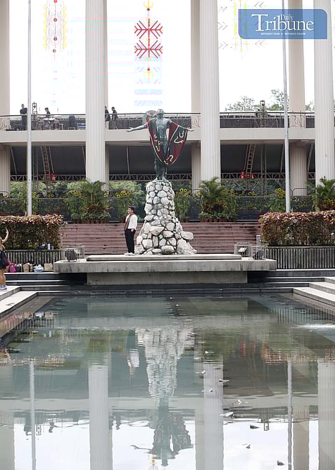 UP graduates celebrate milestone at the Oblation
