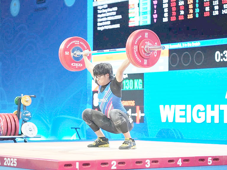 Delos Santos strikes Asian gold