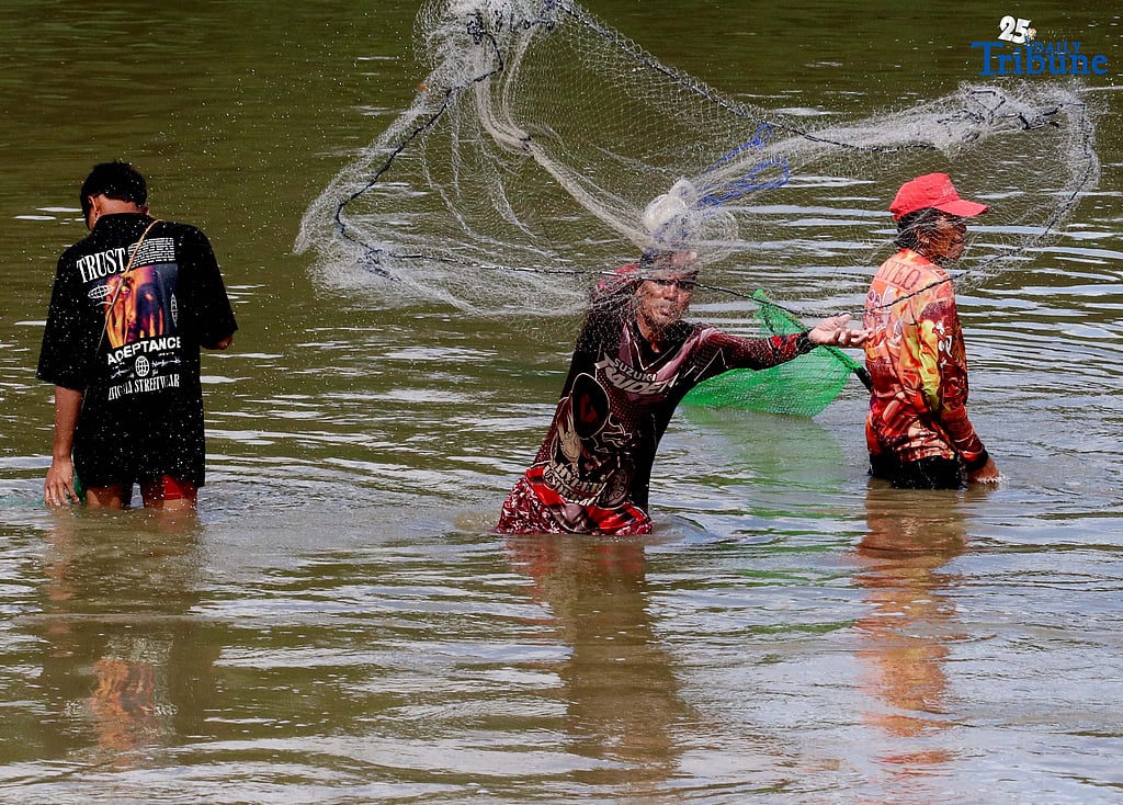 Tilapia fishing sustains daily life in Santa Maria, Bulacan