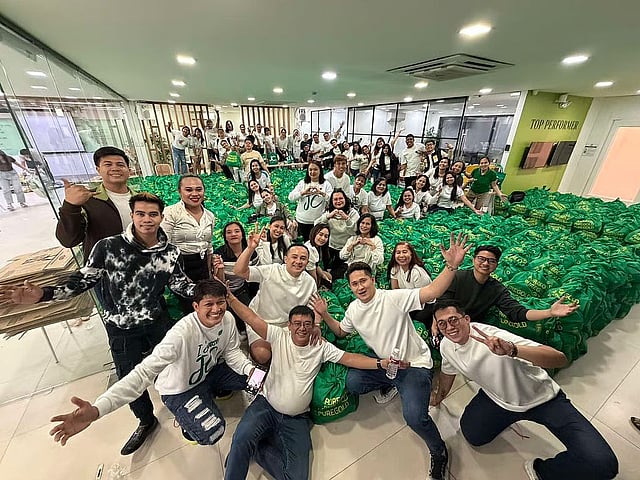 JC Cares Foundation mounts massive relief drive for Navotas residents