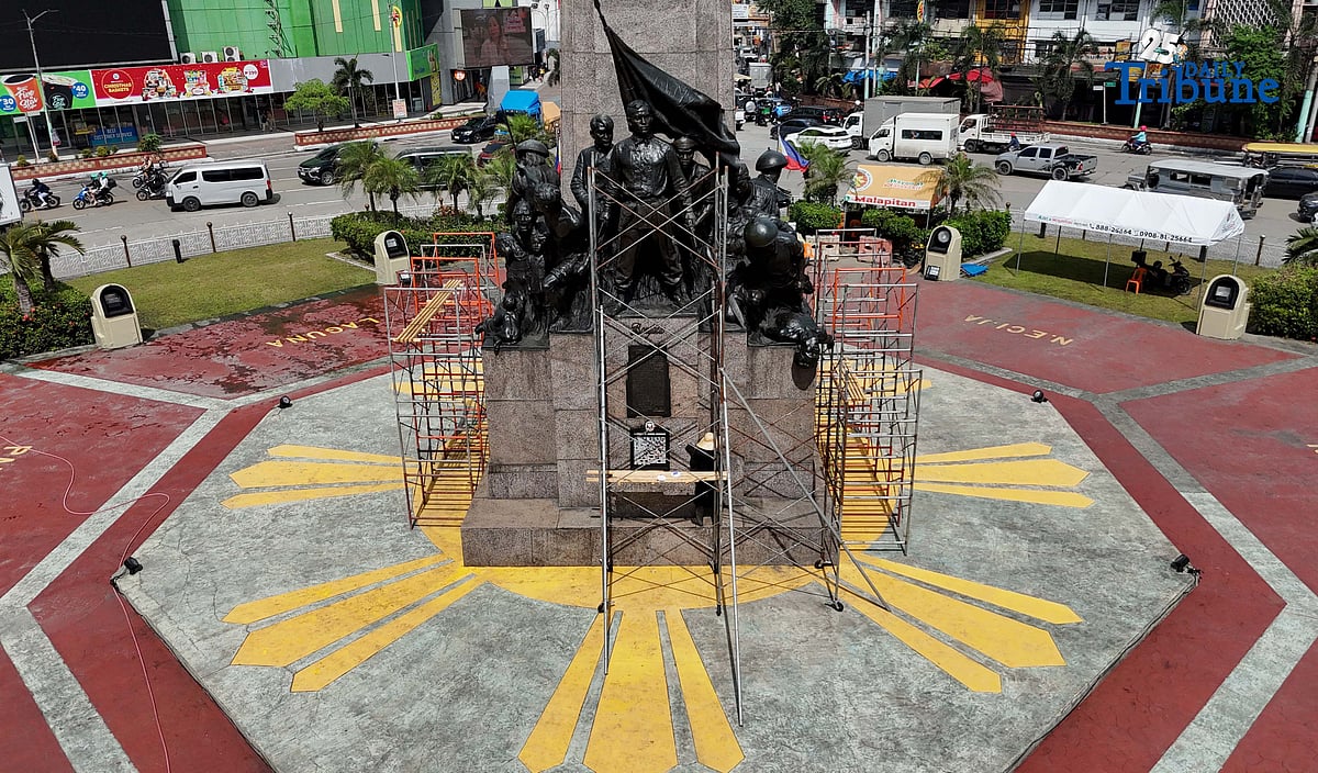 Andres Bonifacio Monument cleaned for 162nd anniversary