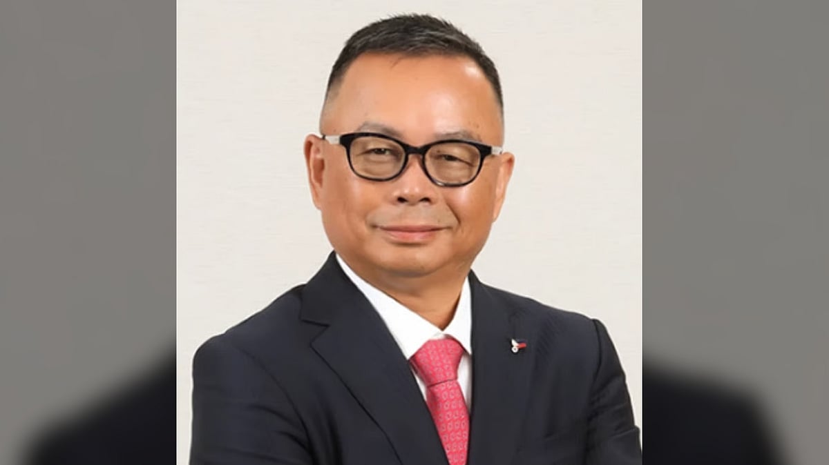 Mining tycoon steps down from FNI amid citizenship probe