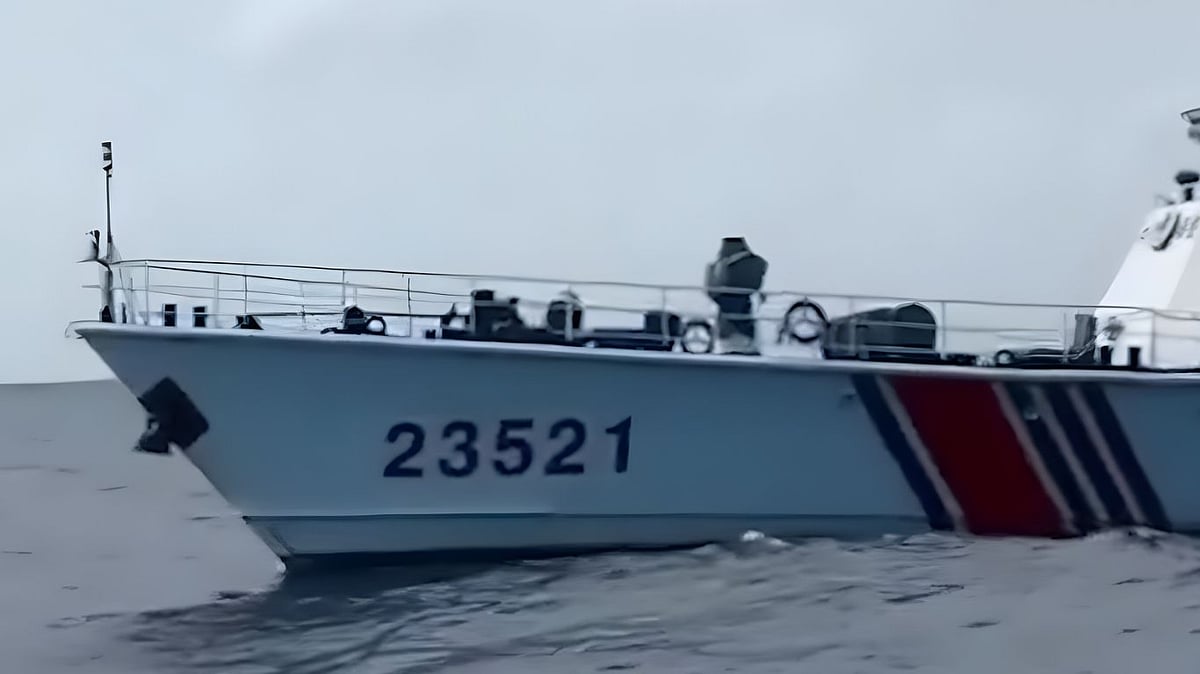 Chinese ship massing anew