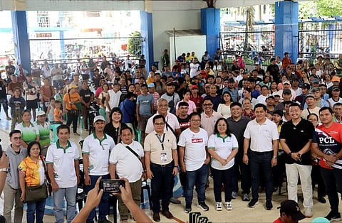 Eastern Samar rice farmers get financial aid