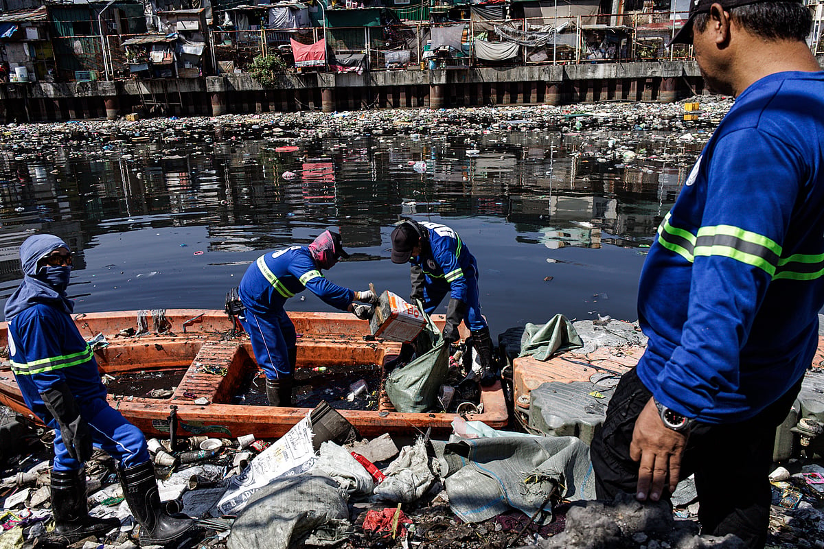 Stagnant waste, ‘overpowering stench’ plague Tondo’s Estero de Vitas