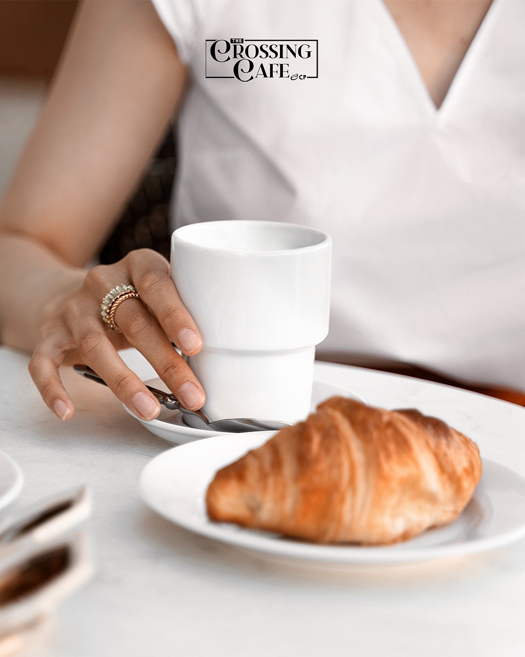 Crossing Cafe & Bar: Your go-to spot at the crossing