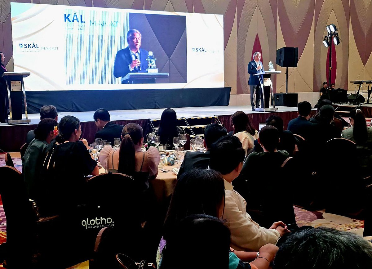 PAGCOR chief Alejandro Tengco honored at Skål tourism awards
