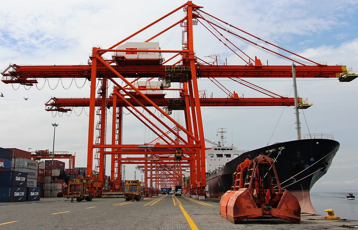 ICTSI sells 51% China terminal stake