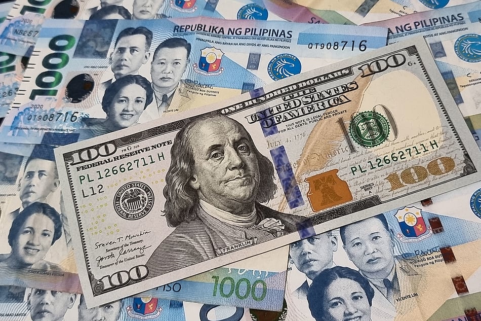 Peso slumps down to new low at P60.55; bourse finishes week under 6,000