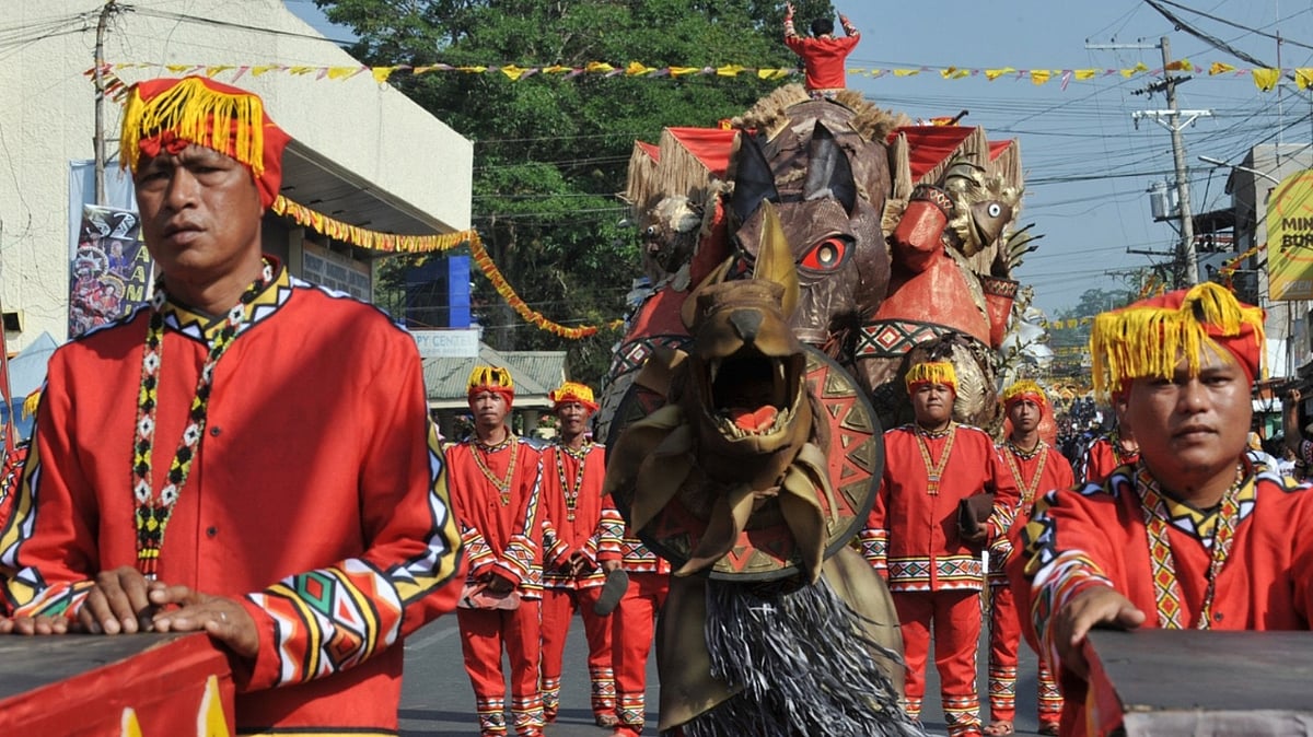 Bukidnon tribes unite for peace