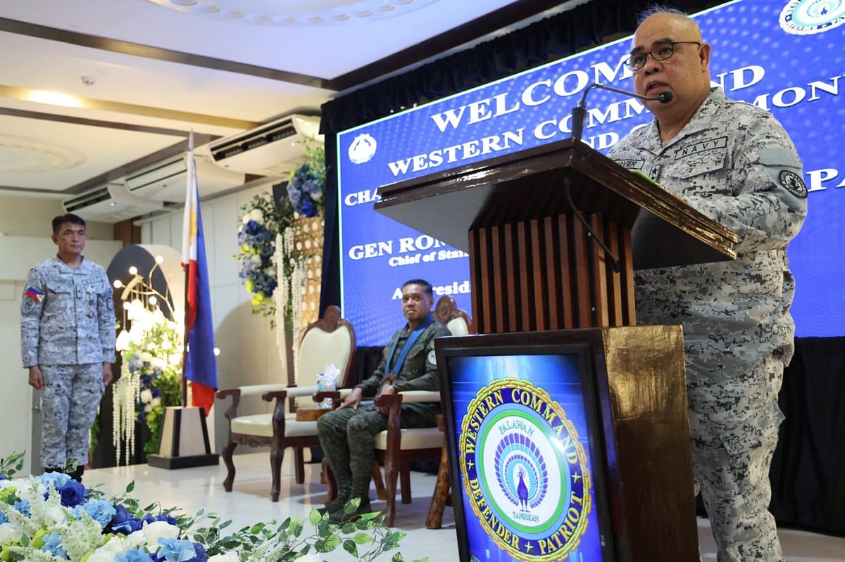 Vice Admiral Alan Javier Assumes WESCOM Command as AFP Highlights West ...