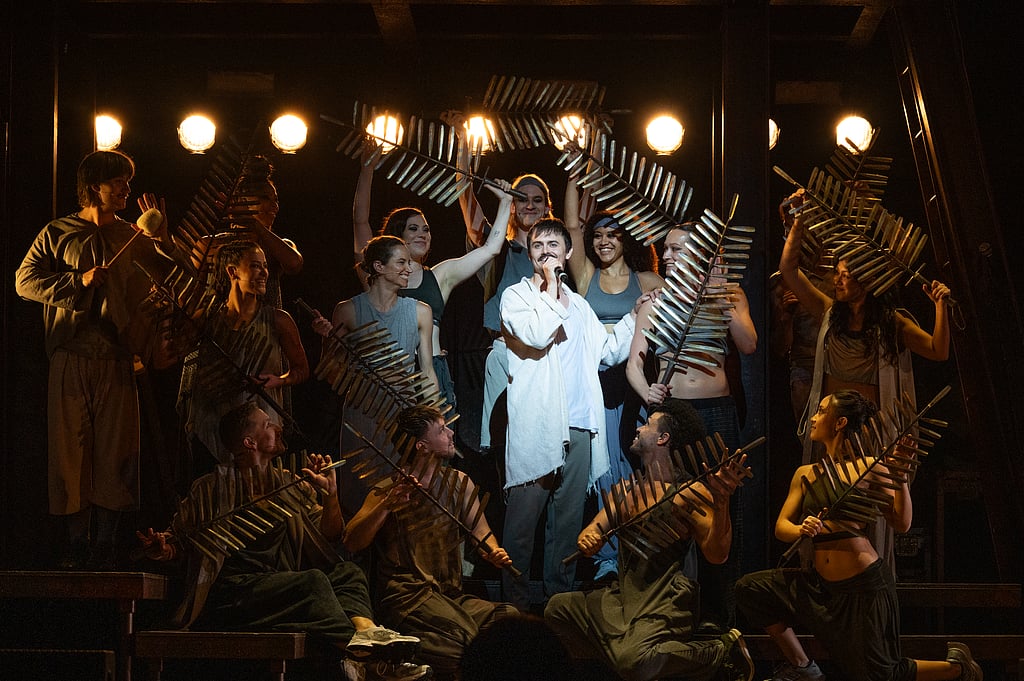 Theater Review: ‘Jesus Christ Superstar’ in Manila – A Bold New Vision ...