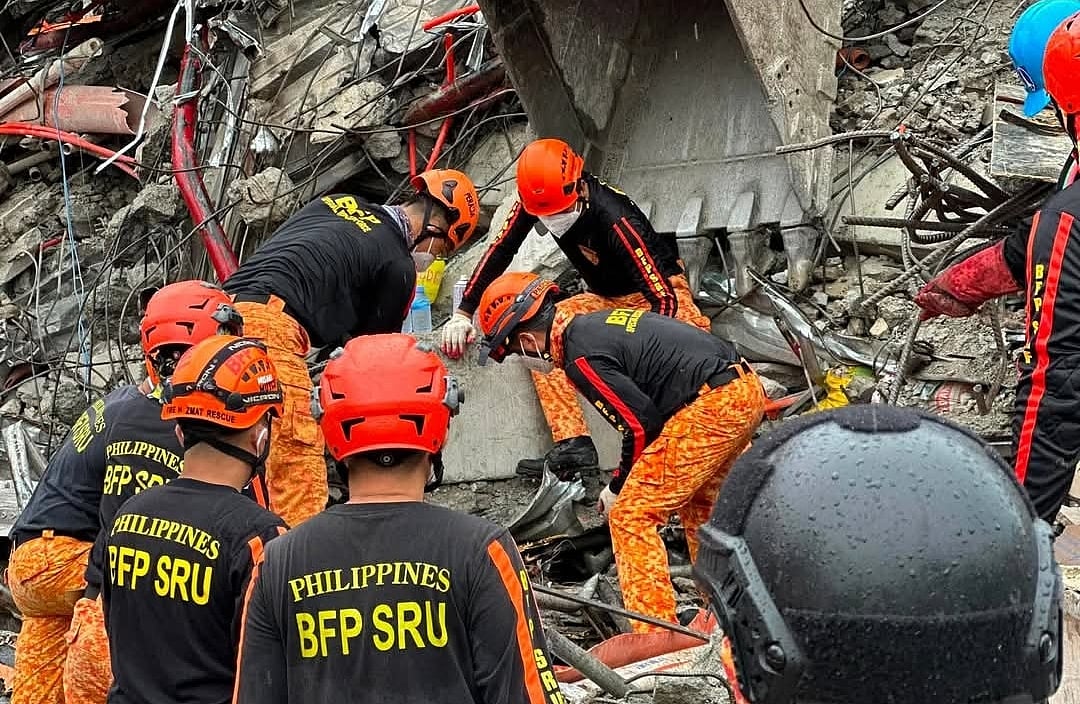Death Toll in Angeles City Building Collapse Rises to 25 as Search ...