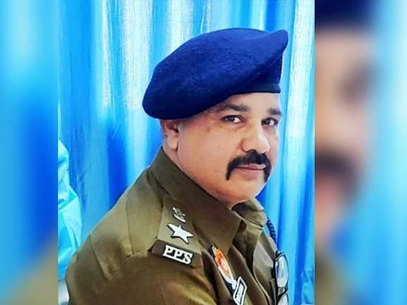Jalandhar: Scuffle between MLA Raman Arora’s supporters and DCP Naresh ...